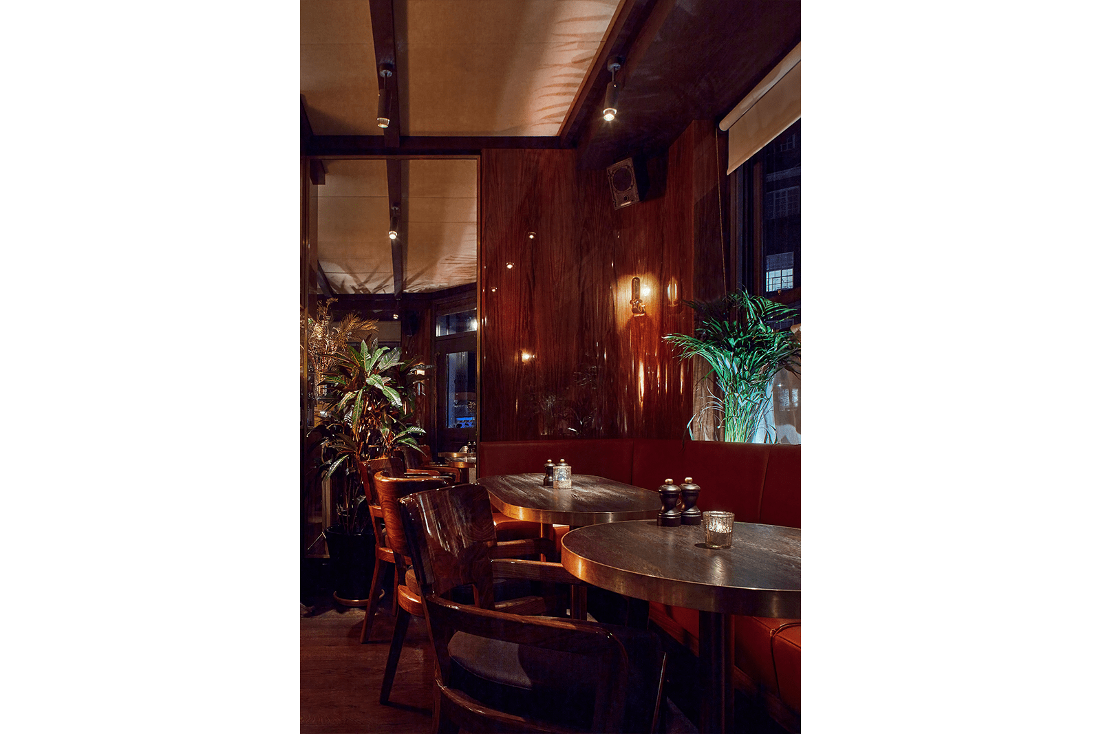 Wild Corner | Contract & Commercial Furniture | Hill Cross Furniture